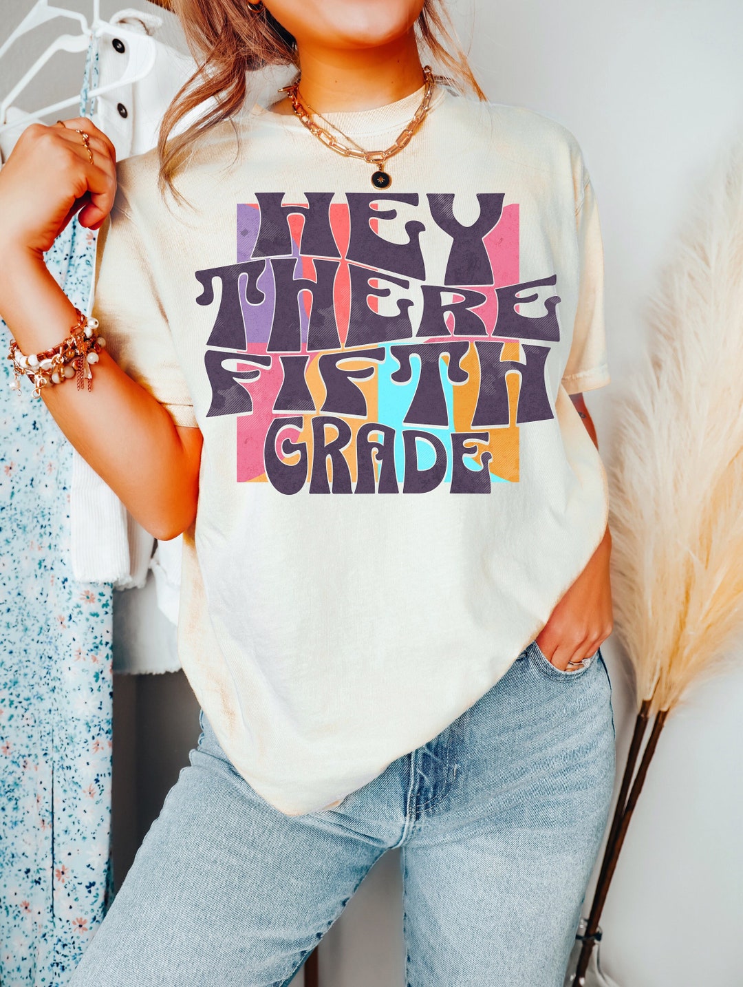 Fifth Grade Teacher Shirt Tee Back to School Retro 5th Grade Elementary ...