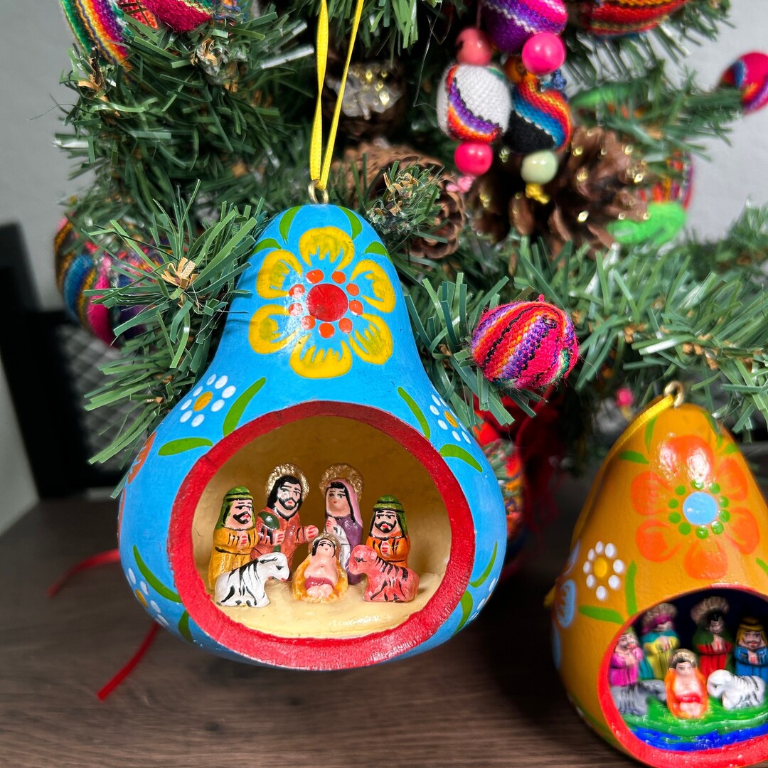 Gourd Carved Nativity Scene Christmas Tree Ornament 1 Piece 10 Colors ...