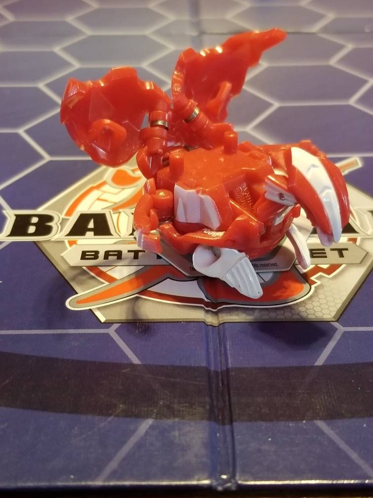 Bakugan Pyrus Rubanoid