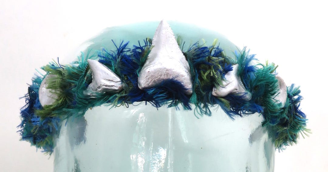 Sharkling Ancient Oceans Fossil Crown - Shark Tooth "classic" (14 Color ...
