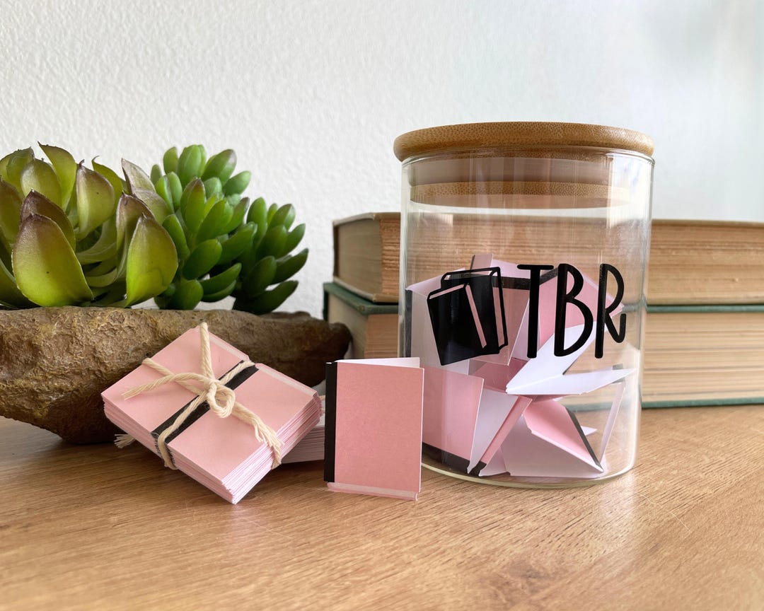 TBR Jar With 50 Mini Book Paper Slips, Glass to Be Read Jar With Bamboo ...