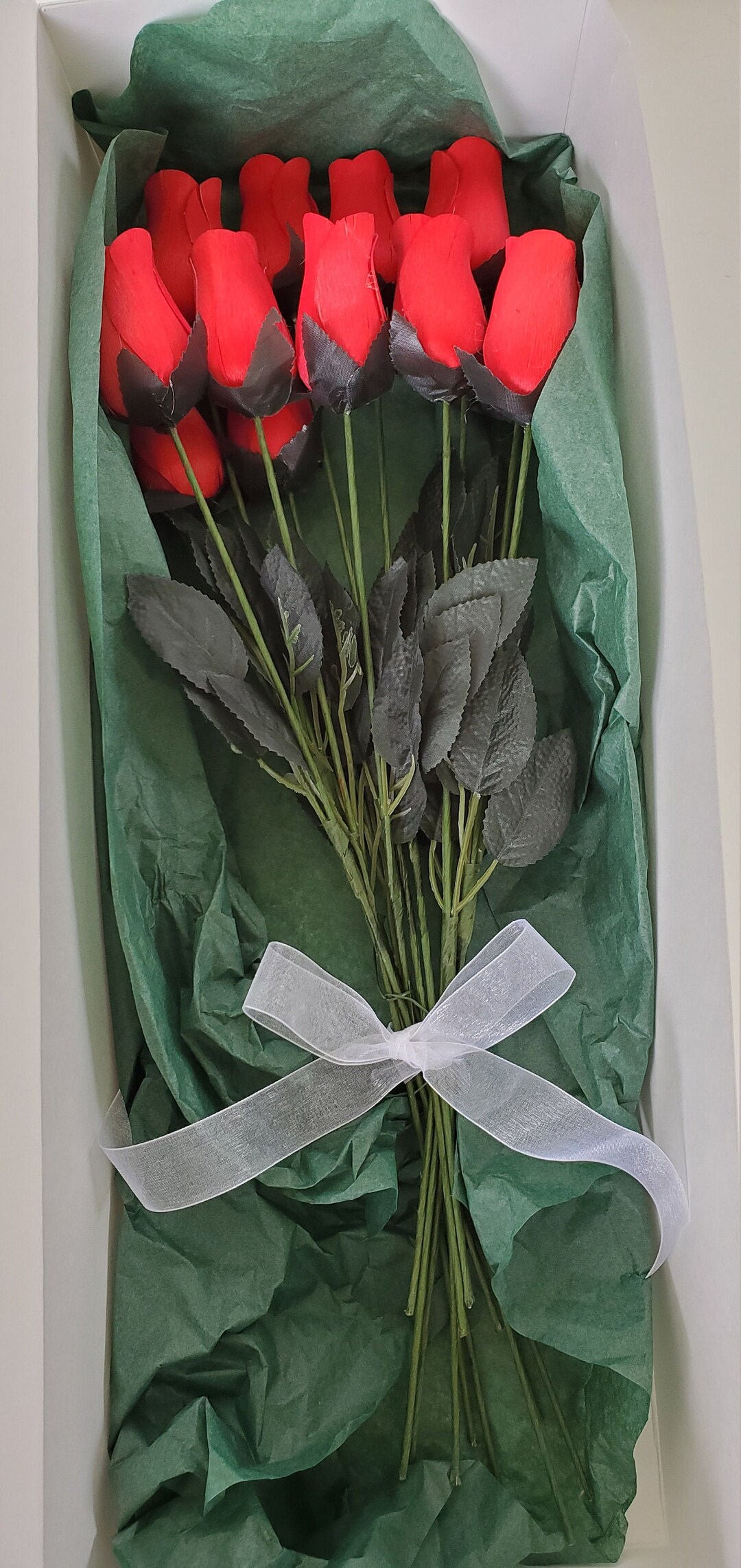 Dozen Long Stem Roses in White Gift Box With Clear Window - Etsy