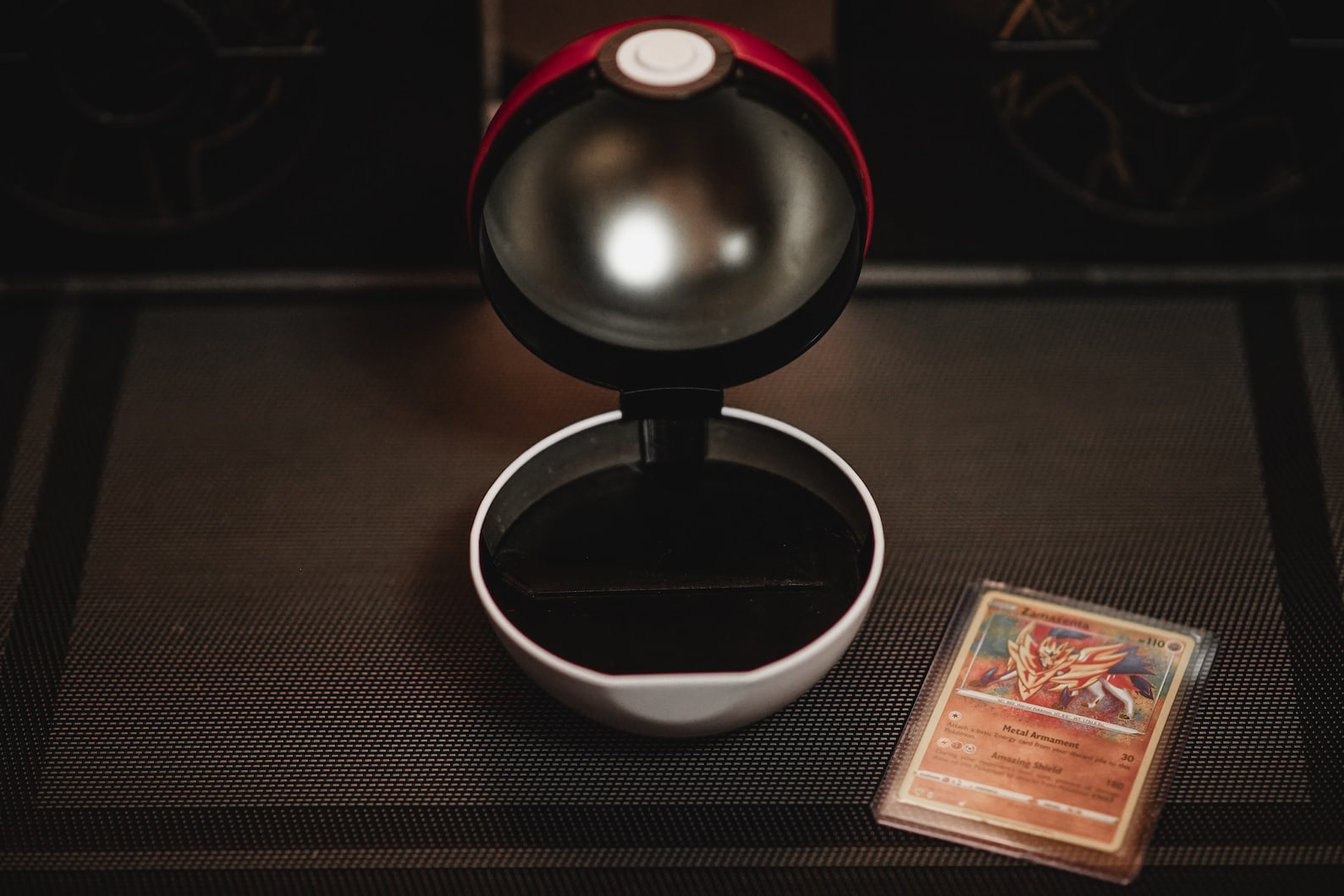 Pokemon Poke Ball Card Holder upcycled 3D Printed Mounts & Ball - Etsy