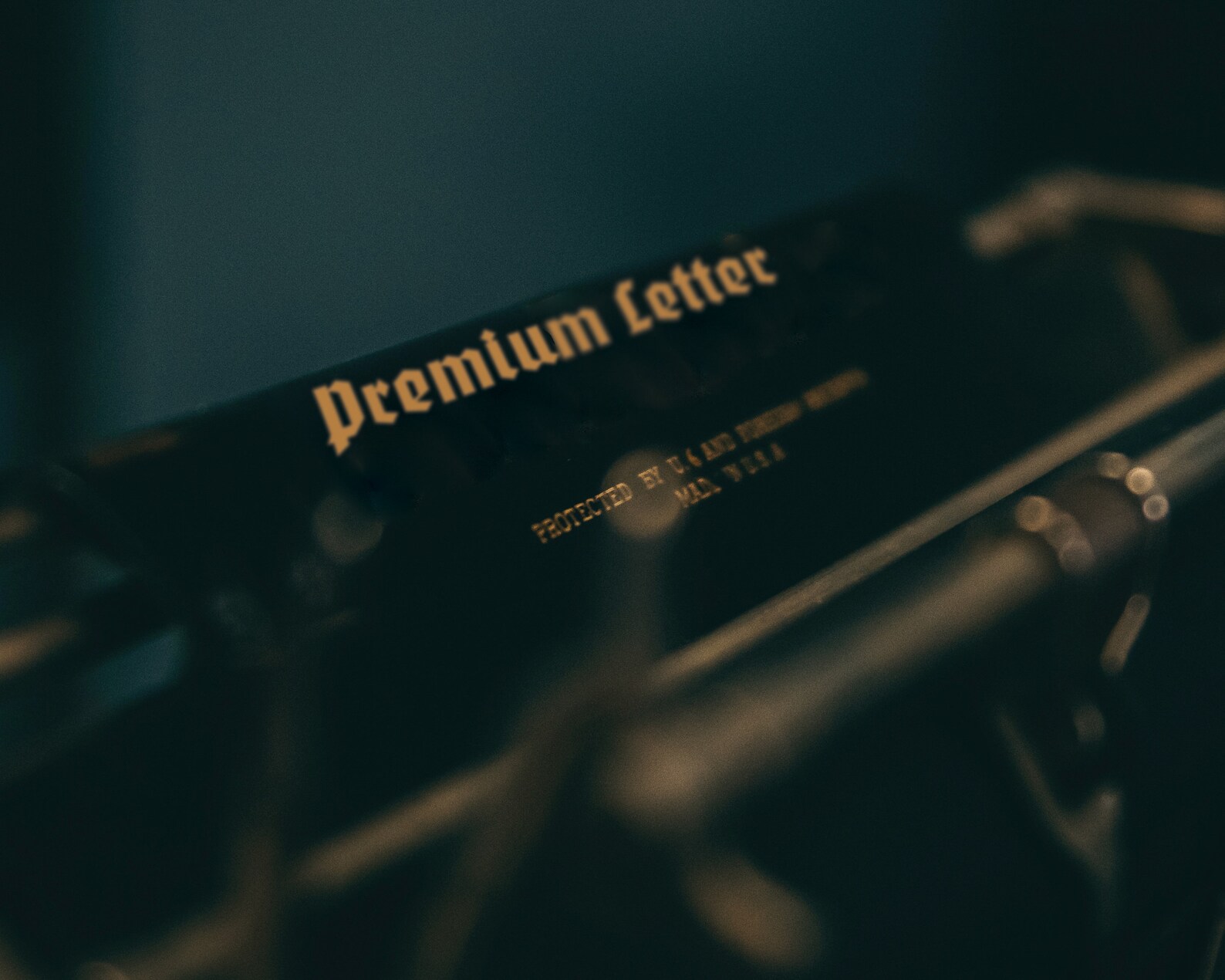 Black Letter Calligraphy Worksheet the Black Letter Handwriting Font ...