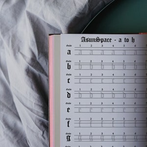 Gothic Letter Calligraphy Template | Gothic Calligraphy Practice for ...