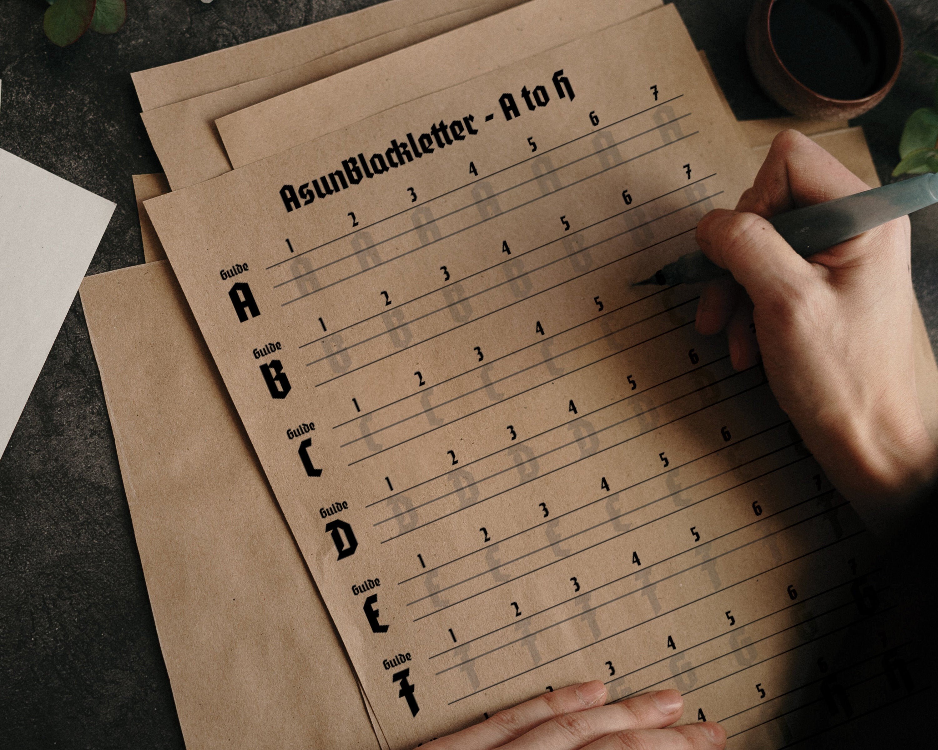 Black Letter Calligraphy Worksheet the Black Letter Handwriting Font ...