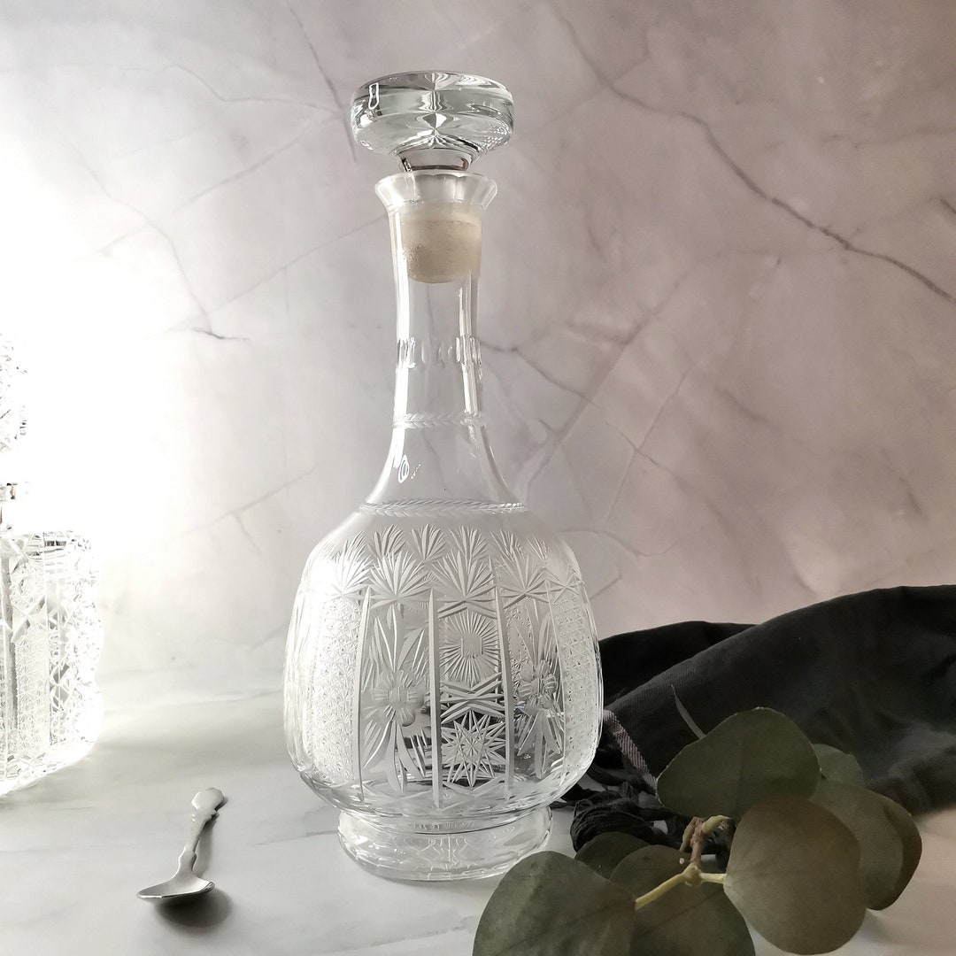 Luxurious Crystal Carafe With a Hand-cut Motif - Etsy