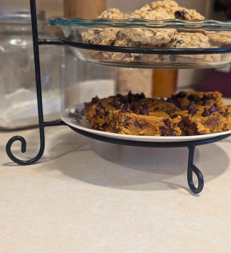 Amish Handmade Wrought Iron Double Pie Stand – Pastry & Bakery Display ...