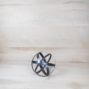 Rusty Metal Garden Orb Spheres - Multiple Sizes - Black or Rustic ...