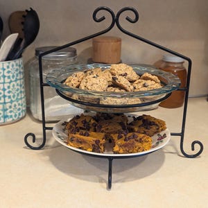 Amish Handmade Wrought Iron Double Pie Stand – Pastry & Bakery Display ...