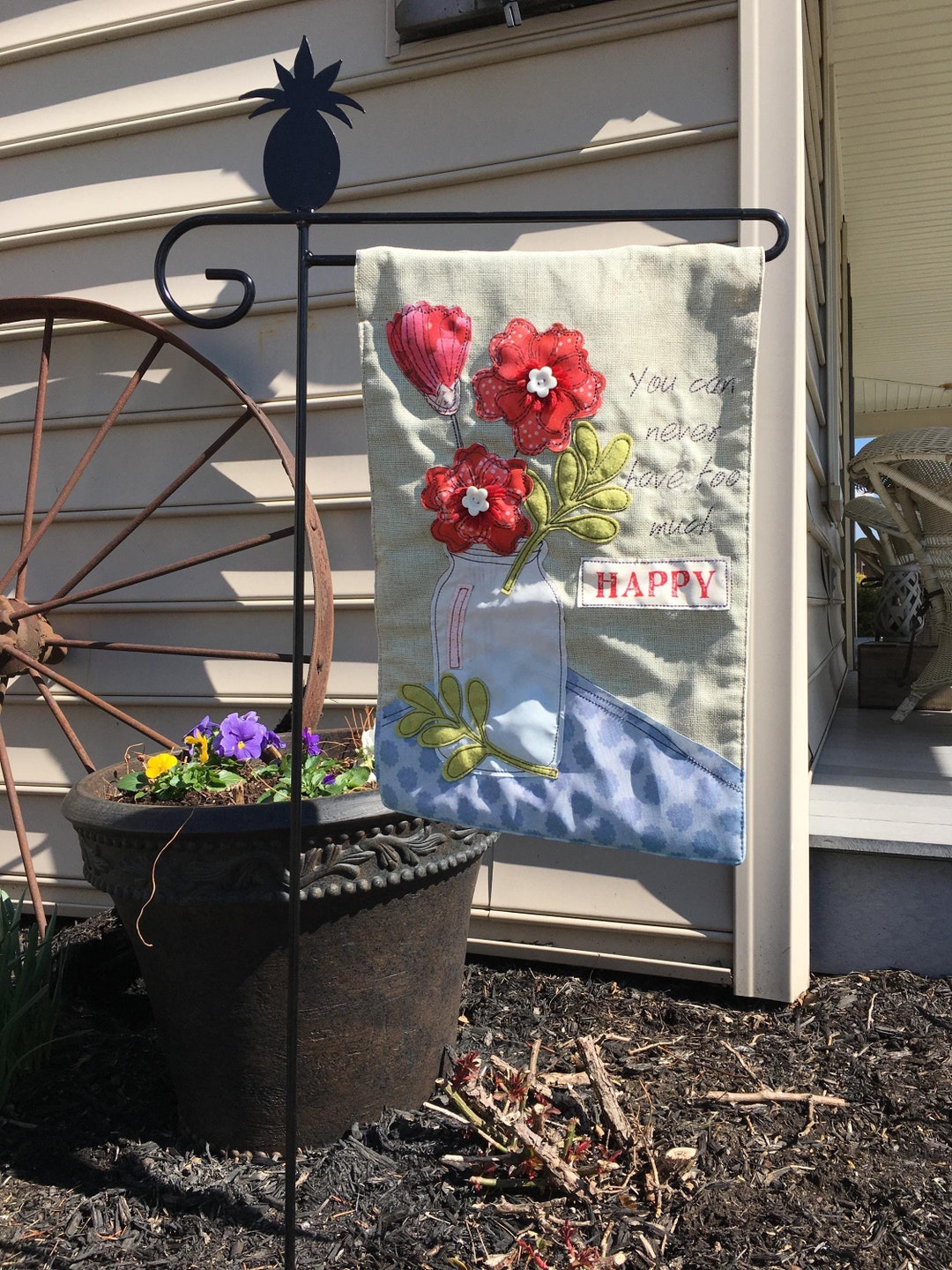 Pineapple Flag Holder – Heavy Duty Outdoor Metal Flagpole Stand - Amish ...