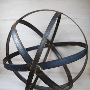 Rusty Metal Garden Orb Spheres - Multiple Sizes - Black or Rustic ...