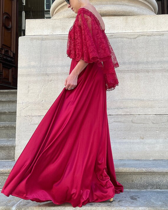 Vintage 1970s Cranberry Gown with Lace Bertha Collar … - Gem
