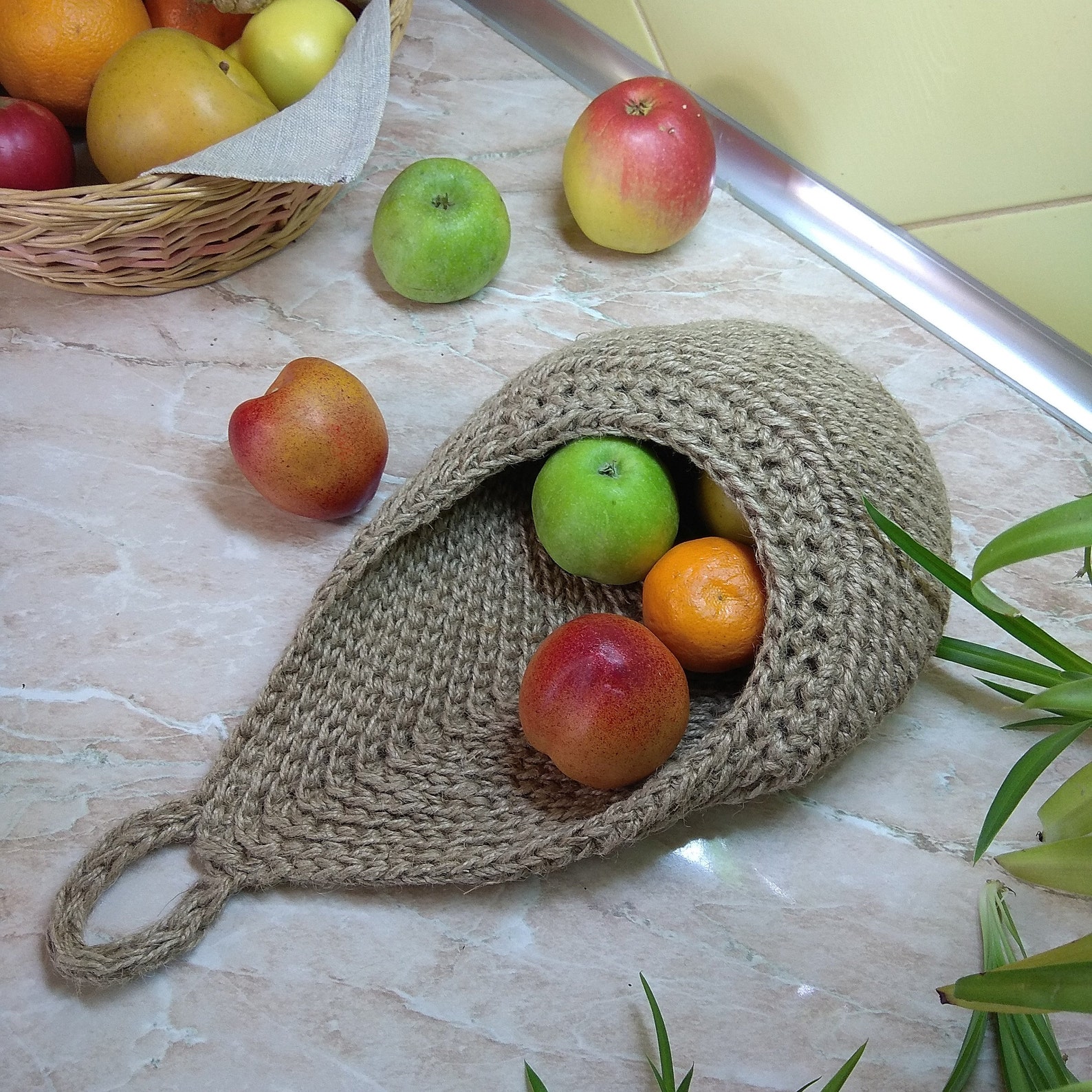 Crochet basket jute Wall hanging basket Fruits basket Hanging | Etsy