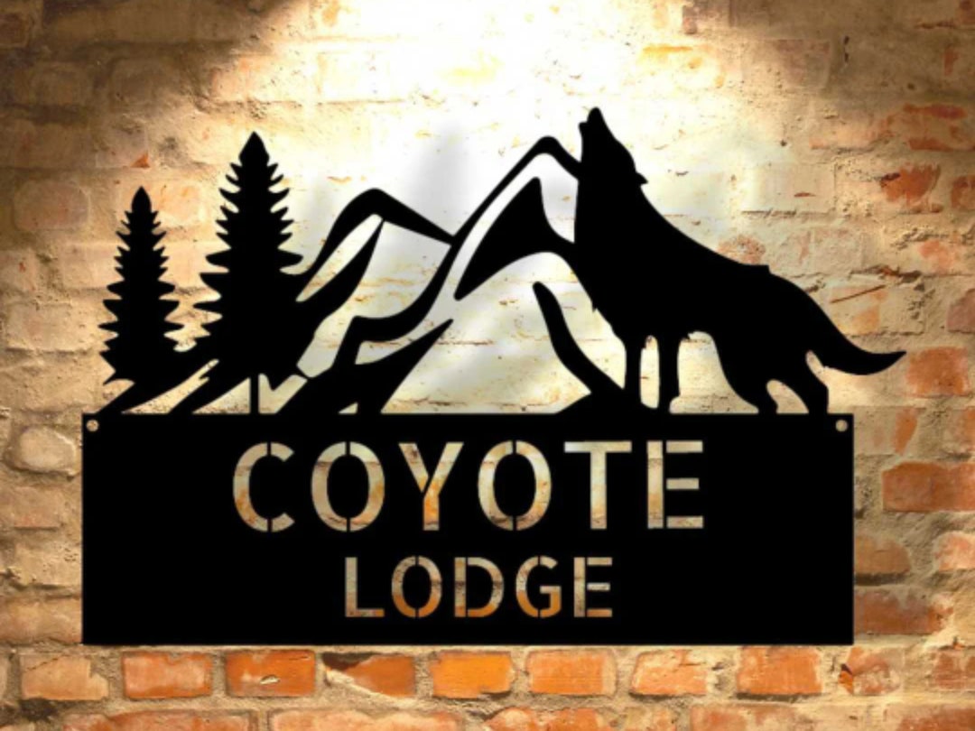 PERSONALIZE WOLF SIGN Monogram Steel Sign Customized Howling Wolf ...