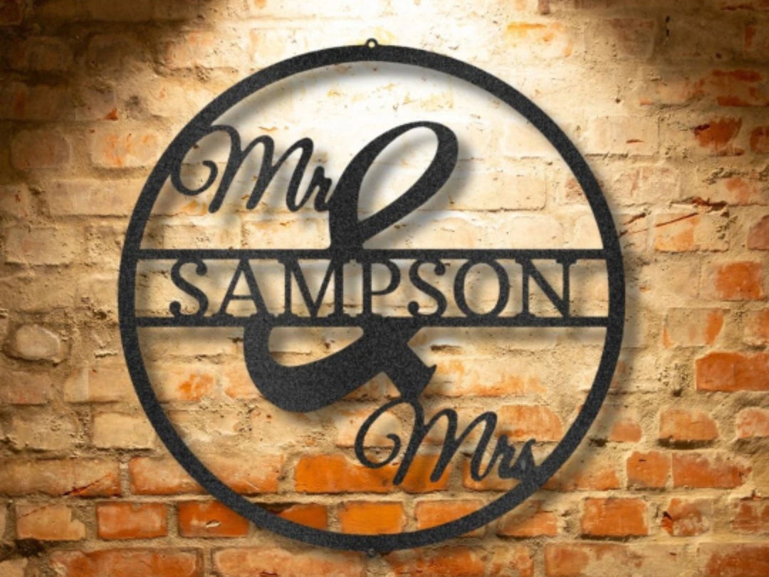 CUSTOM CIRCLE SIGN Monogram Steel Sign Couple Gift Personalize Mr and ...
