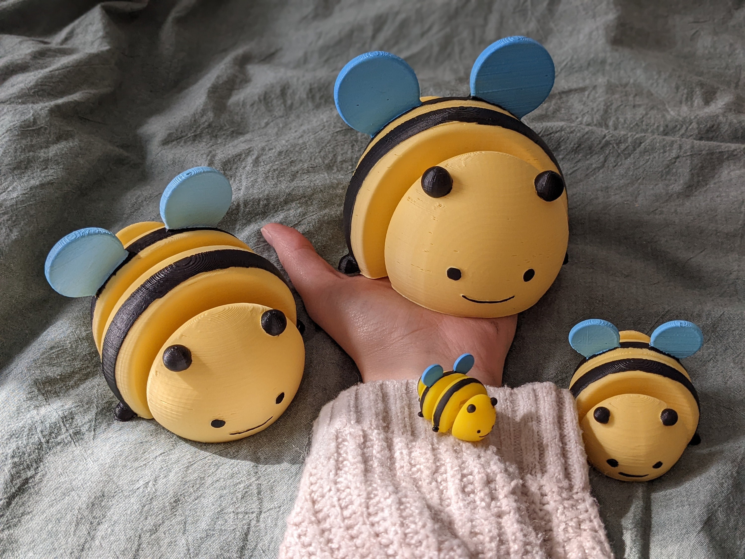 Flexi Bee Fidget Toy 3d Printed Sensory Toy - Etsy Canada