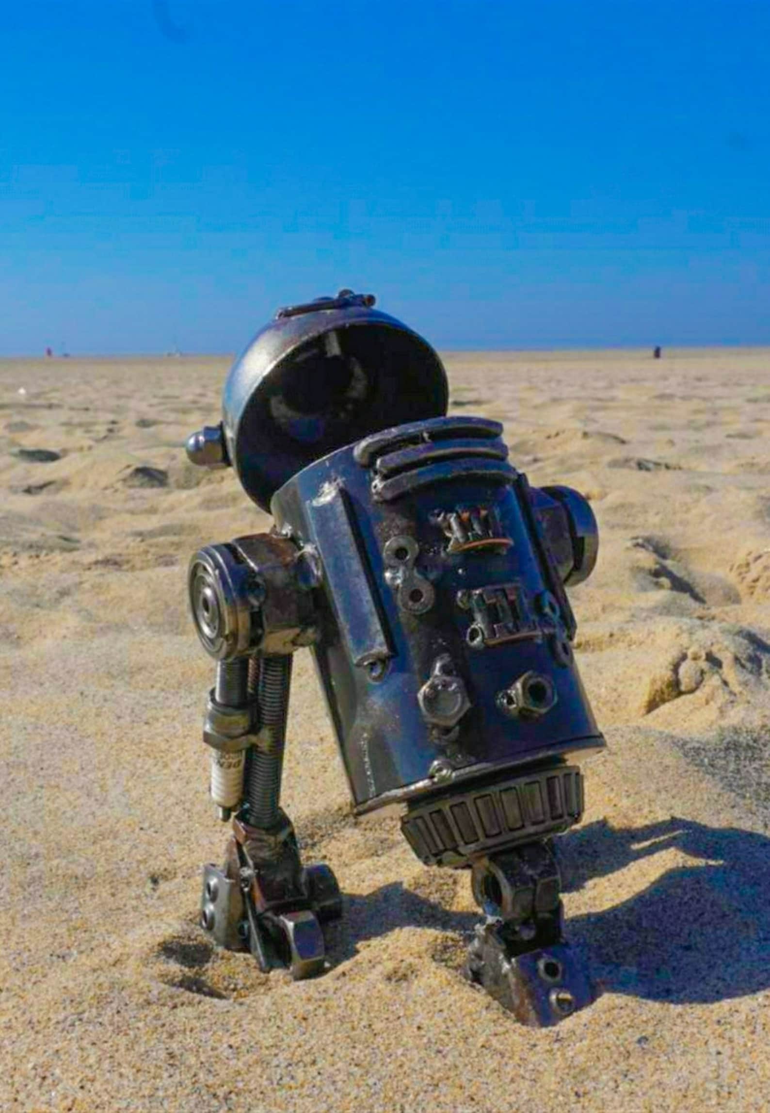 Handmade R2D2 Recycled Functional Metal Art Statue With a Flip Top ...