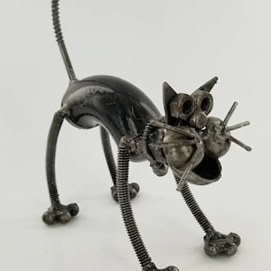 Recycled Metal Cat Statue,handwelded Steel Scrap Sculpture.cartoon ...