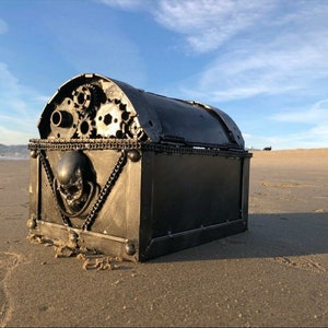 Custom Handmade Treasure Chest Fully Recycled Metal Art Sculpture,scrap ...