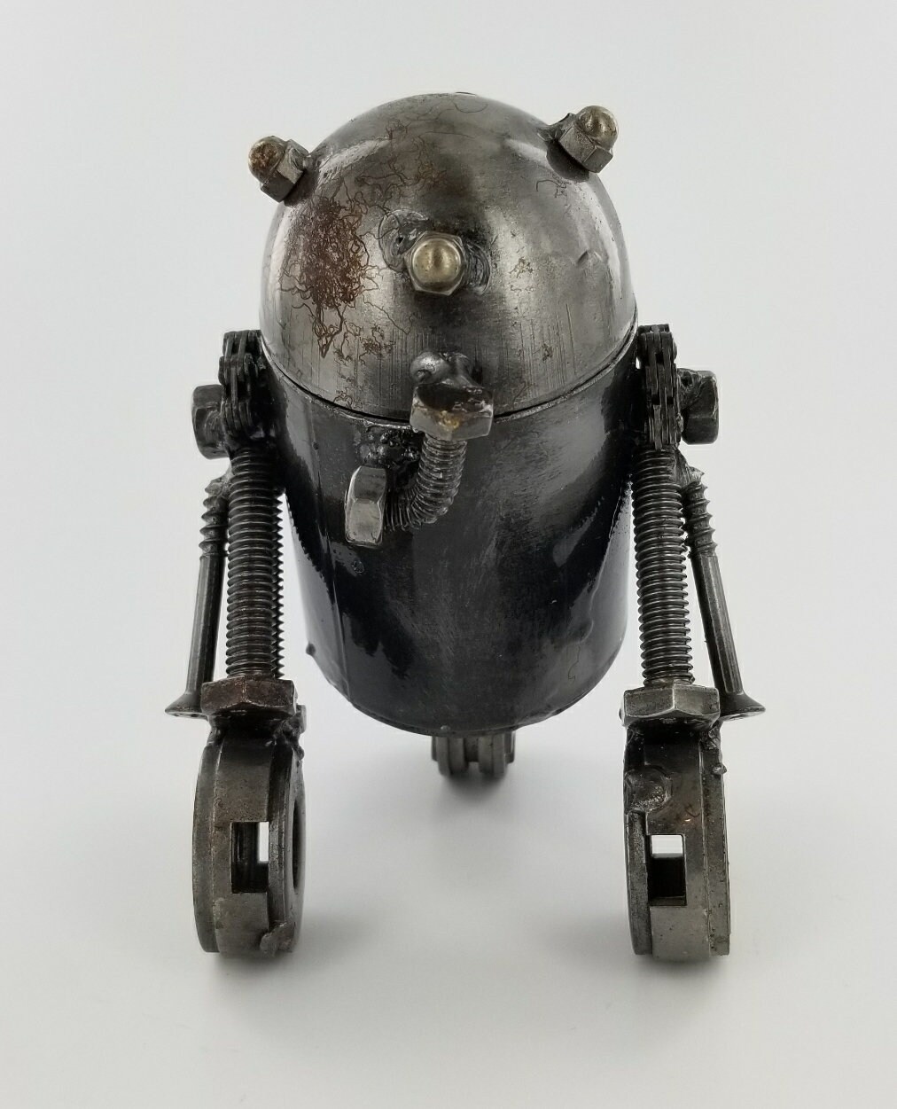 Handmade Recycled Metal Art Statue,handpainted Scrap Sculpture R2D2 ...