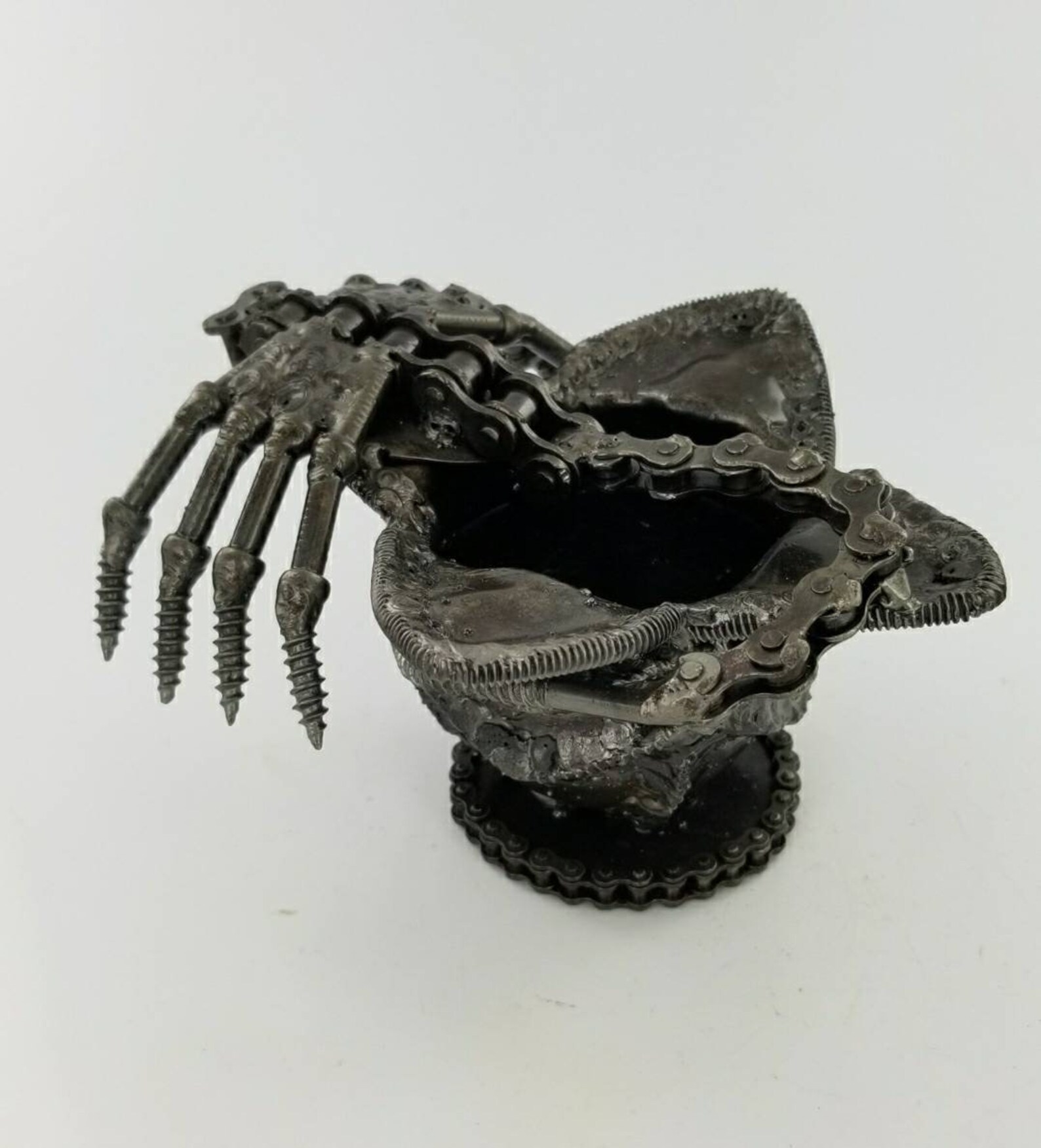 Alien Egg FacehuggerHandmade Recycled Metal Art SculpturePen | Etsy