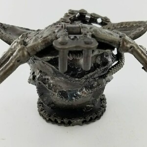 Alien Egg Facehugger,handmade Recycled Metal Art Sculpture,pen Holder ...