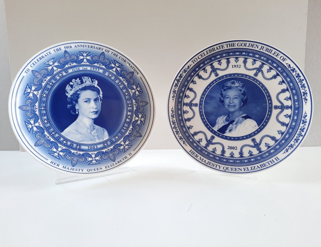 Vintage Queen Elizabeth II Memorabilia Plates of 50th Anniversary of ...