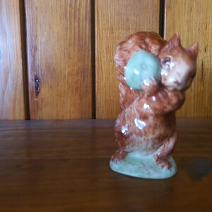 Vintage Beswick Beatrix Potter Squirrel Nutkin Porcelain Figurine. BP ...