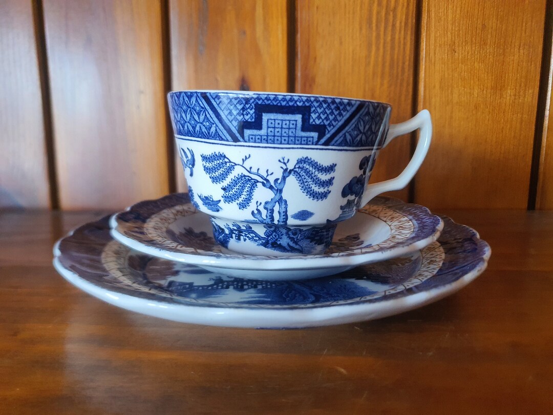 Vintage Booths Old Willow Trio of Tea Cup, Saucer and Tea Plate. Blue ...