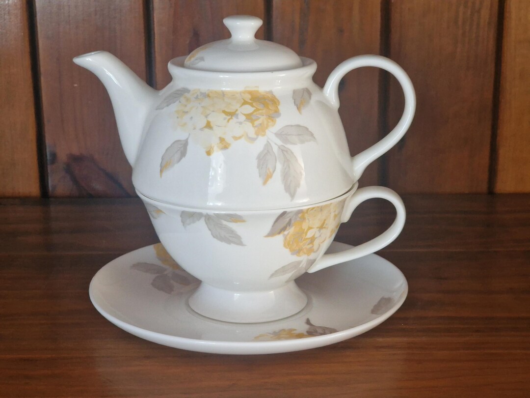 Vintage Laura Ashley Fine Bone China 'tea for One' Set. Stacking Small ...