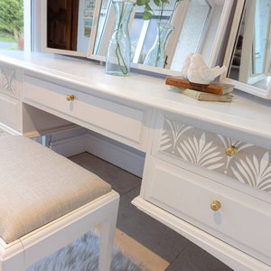 Spray Painted White Stag Minstrel Dressing Table Set With Triple Mirror ...
