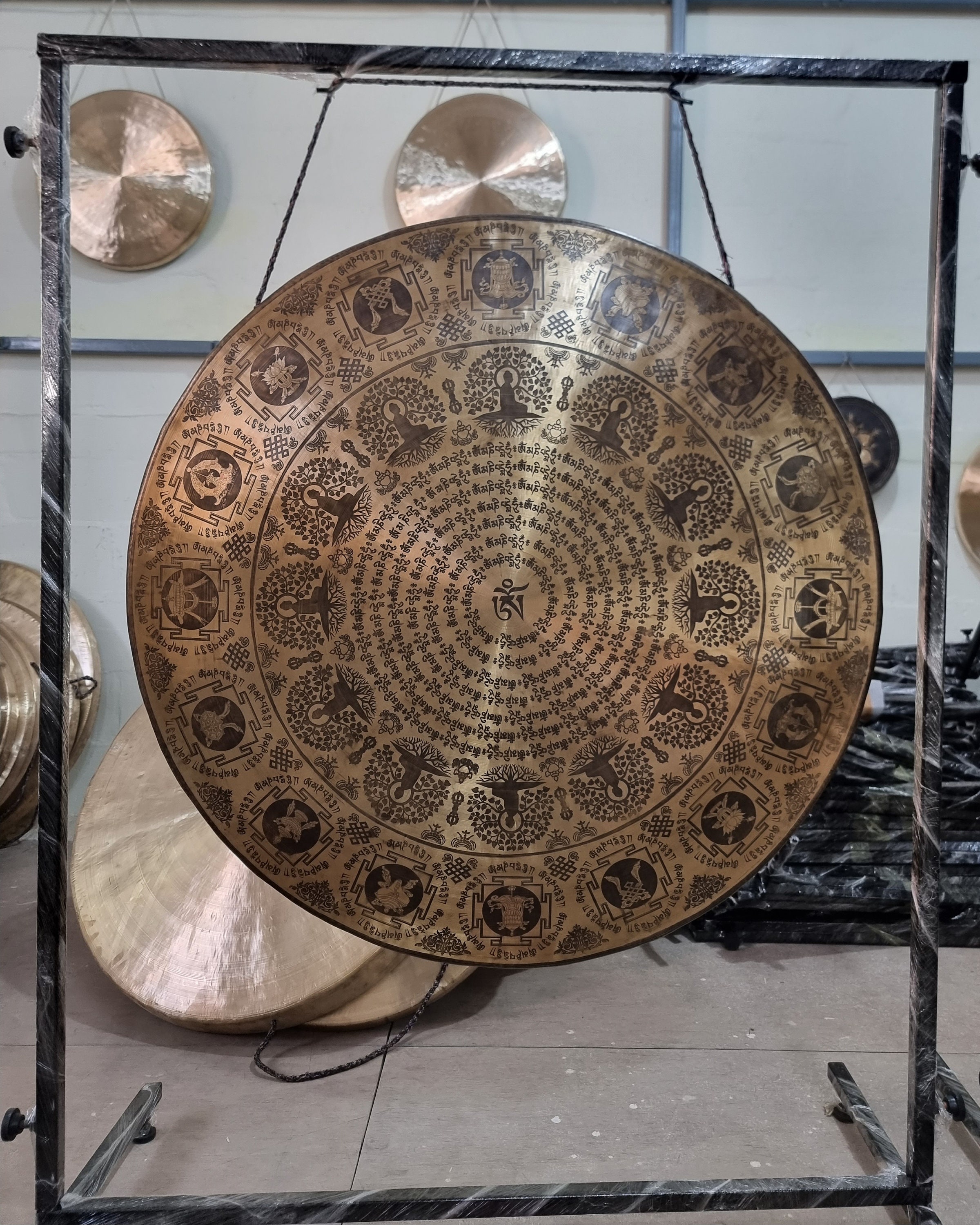 Large Size Master Healing Handmade Tibetan Gong- Professional Sound ...