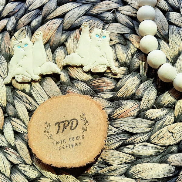 Olivia Benson Cat - Etsy