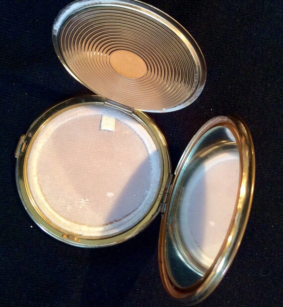 Powder Compact - Stylish - Good Luck - Lucky Charms D… - Gem