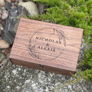 Custom Personalized Wooden Memory Keepsake Box - Christmas Valentine ...