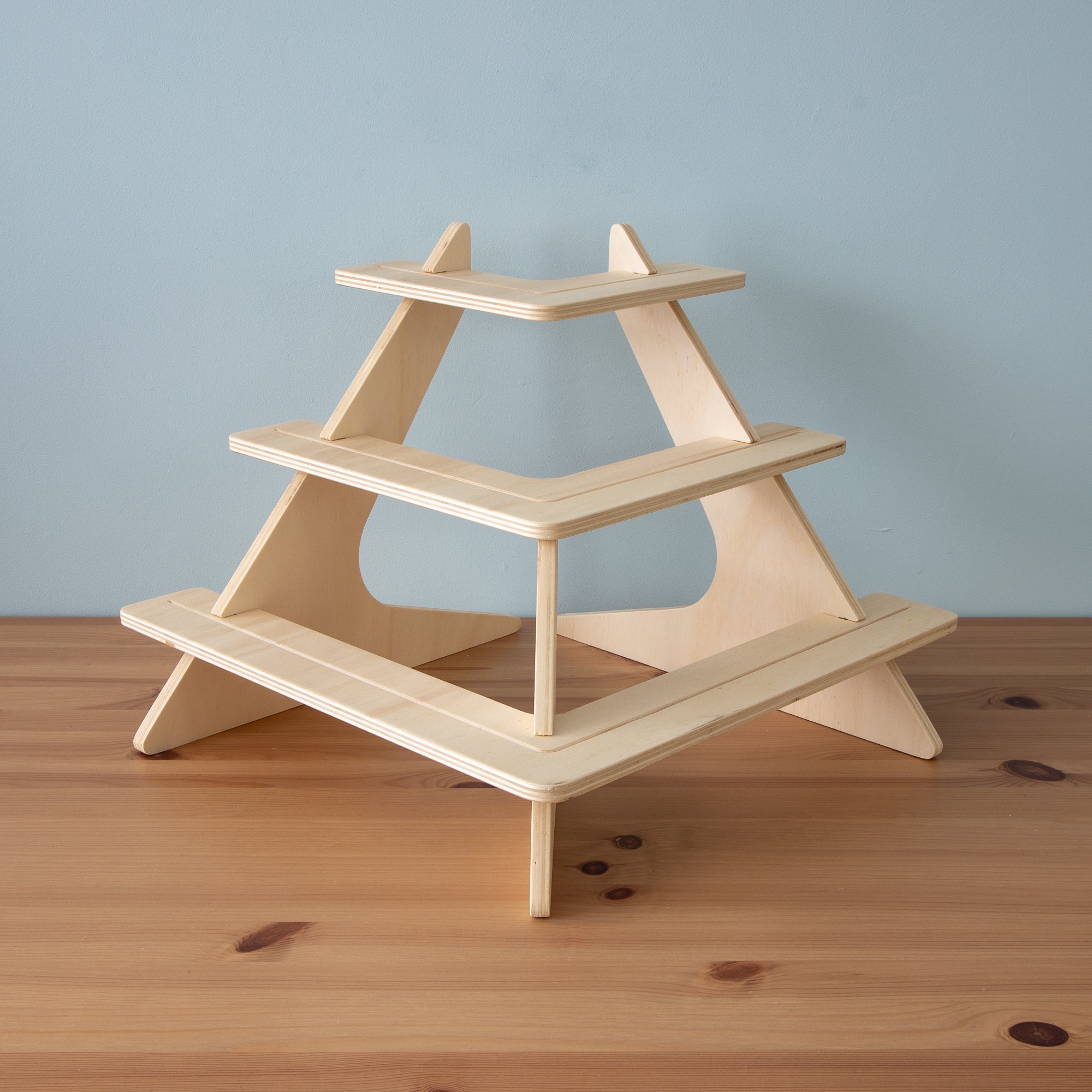 Corner Display Stand With 90 Degree 3 Tier Shelving for Market - Etsy UK