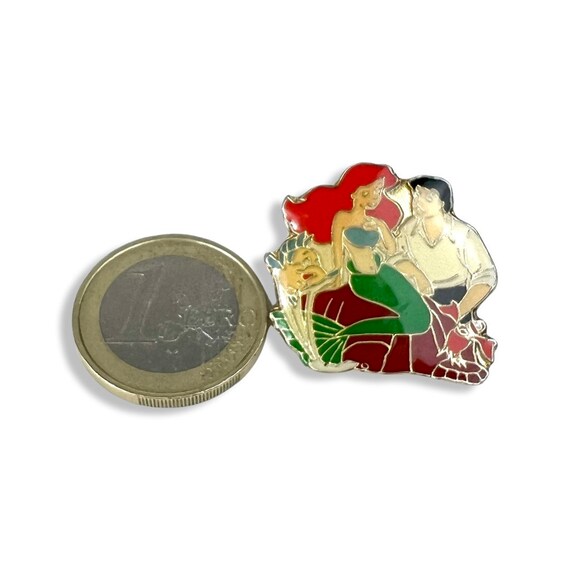 Vintage Little Mermaid Ariel and Prince Eric Pin - Gem