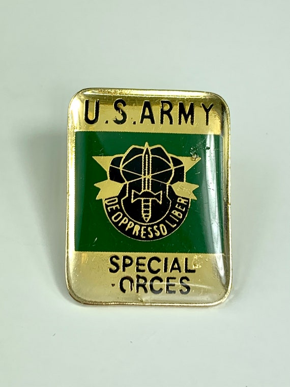 Vintage US Army Special Forces Pin | Etsy