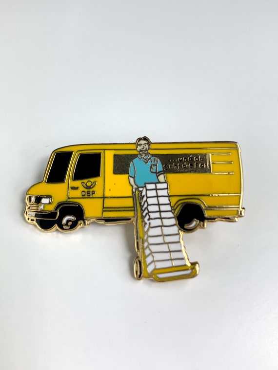 Vintage POSTAL WORKER Pin KEY Worker Badge. - Gem