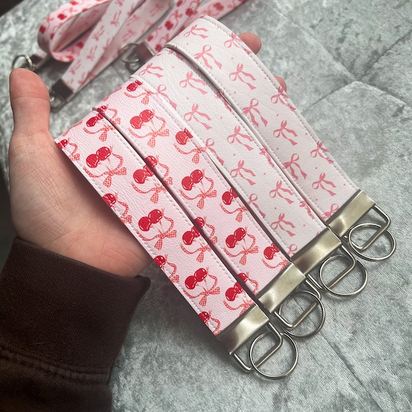 Coquette Keychain Lanyard - Etsy
