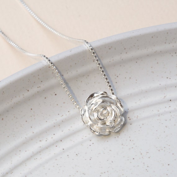 Small Rose Necklace Dainty Rose Flower Necklace Delicate | Etsy