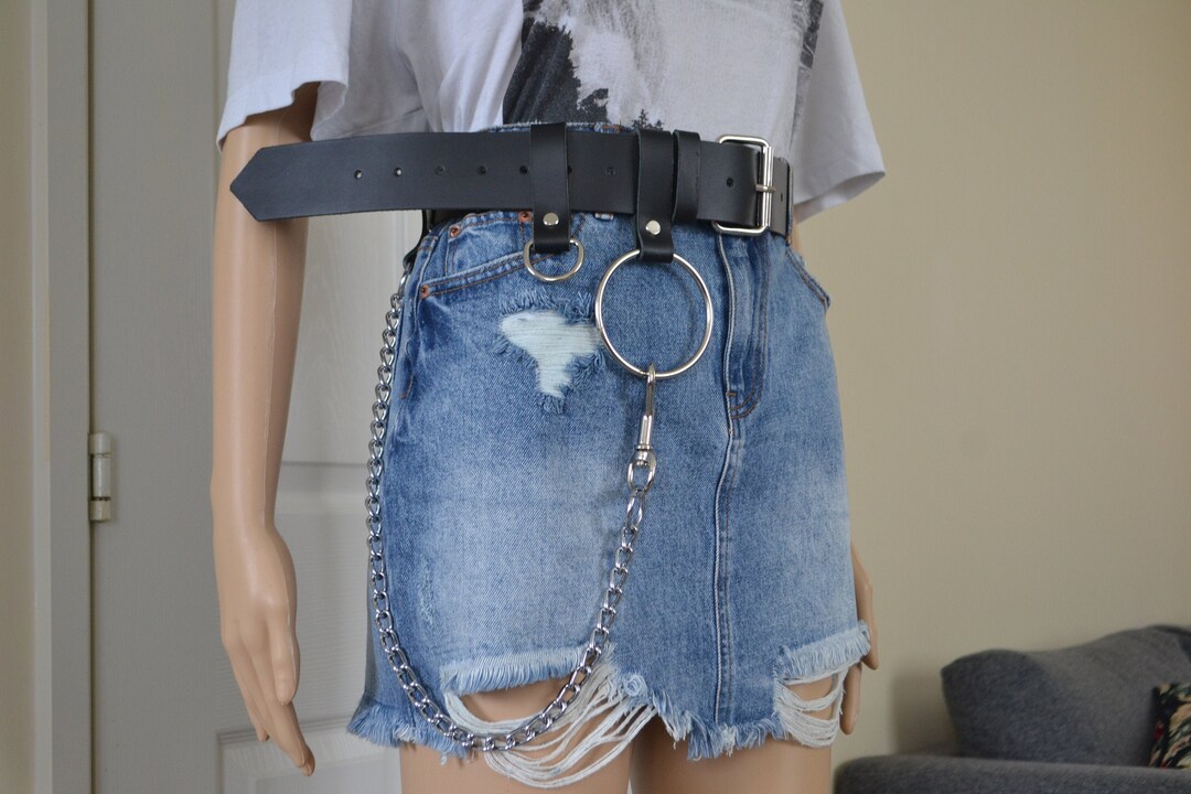 UNCONVENTIONAL_BELT With Large O-ring Wallet Chain Black - Etsy UK