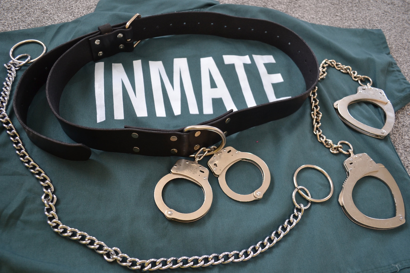 Handcuff Belt 2 Inch Wide Extra Large and Small BDSM Prisoner - Etsy Sweden