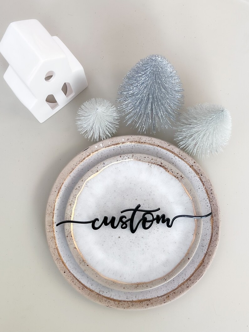 Custom Acrylic Place Cards With Glyph/tail CUSTOM NAME Tags | Etsy
