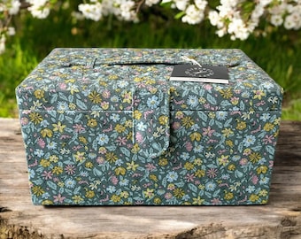 Vintage Sewing Box - Etsy