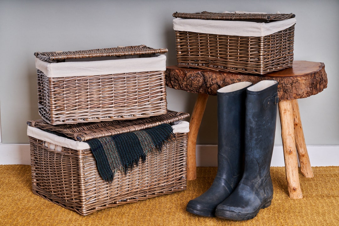 Storage Baskets - Lined Wicker Basket With Lid in 3 Sizes - Etsy UK