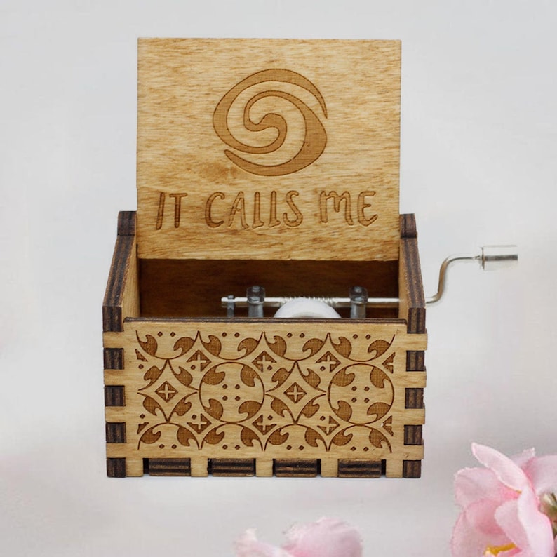 Personalized Moana Wooden Music Box, Engraved Gift - Etsy