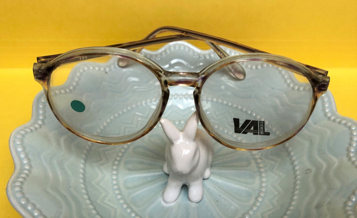 New Crystal Clear VAL Eyeglasses W/ Hints of Lavender Inside the Frame ...