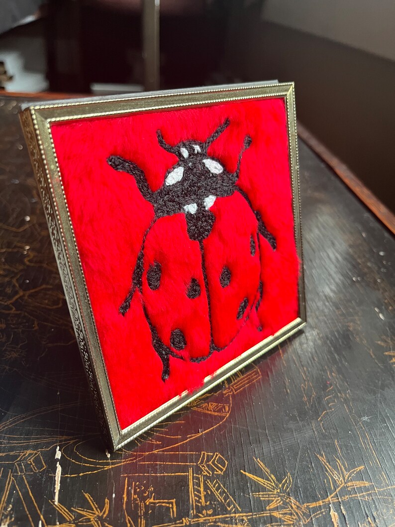Ladybug Chainstitched Frame or Wall Hanging - Etsy